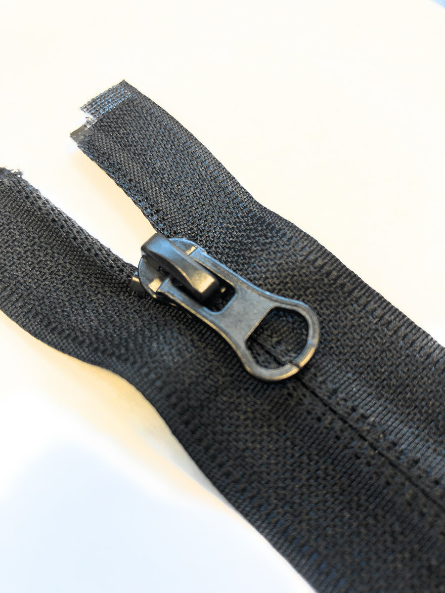 Nylon Coil #5 Black 'Reverse' Type Zips – adszipper